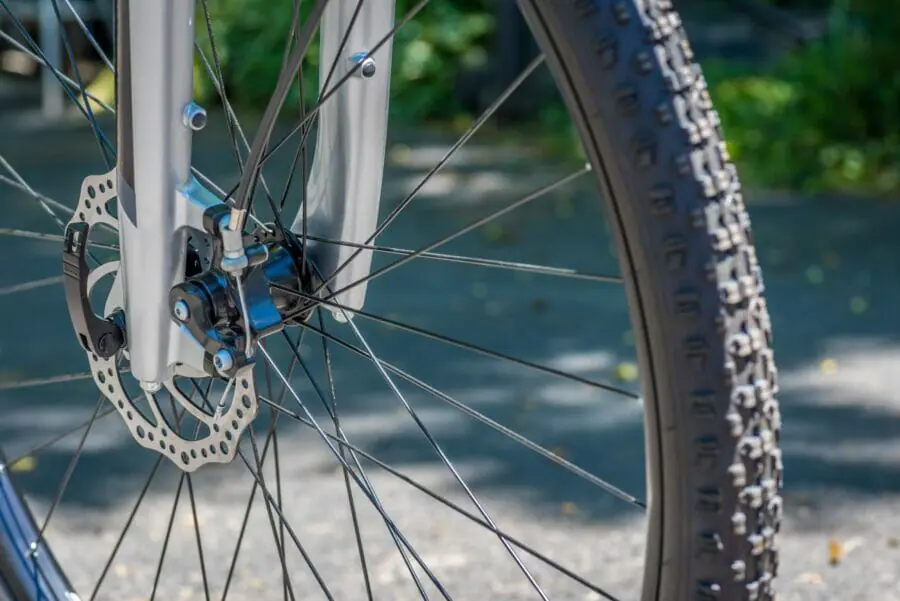 Wider vs Narrow Bicycle Tires better | Pros and Cons